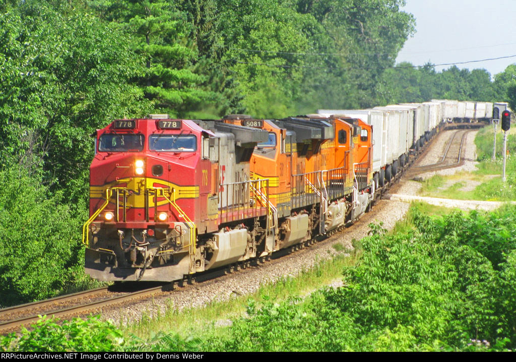 BNSF 778, CP's River Sub.